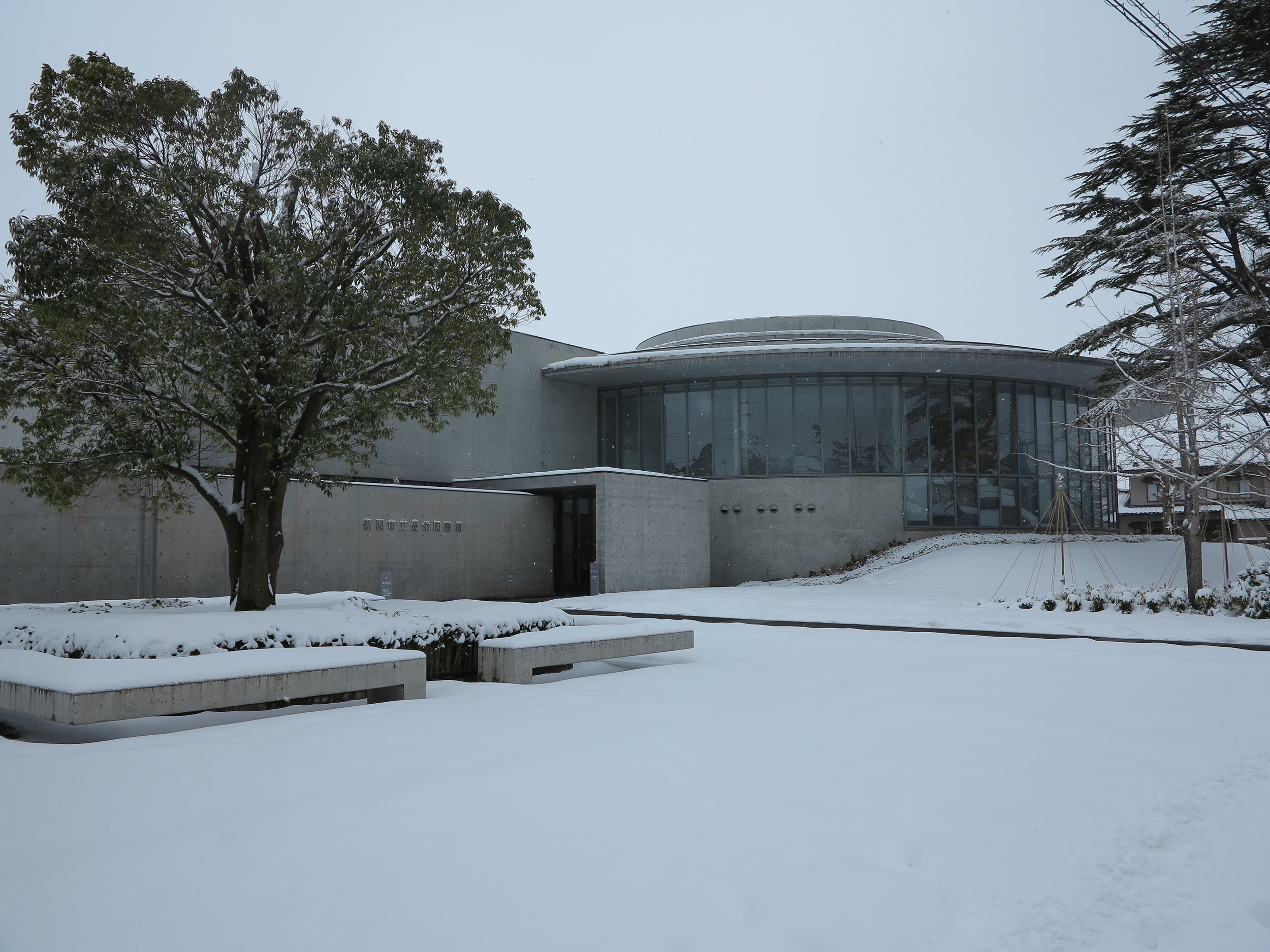 新潟市立豊栄図書館 | 日本建築めぐり | 建築パース.com