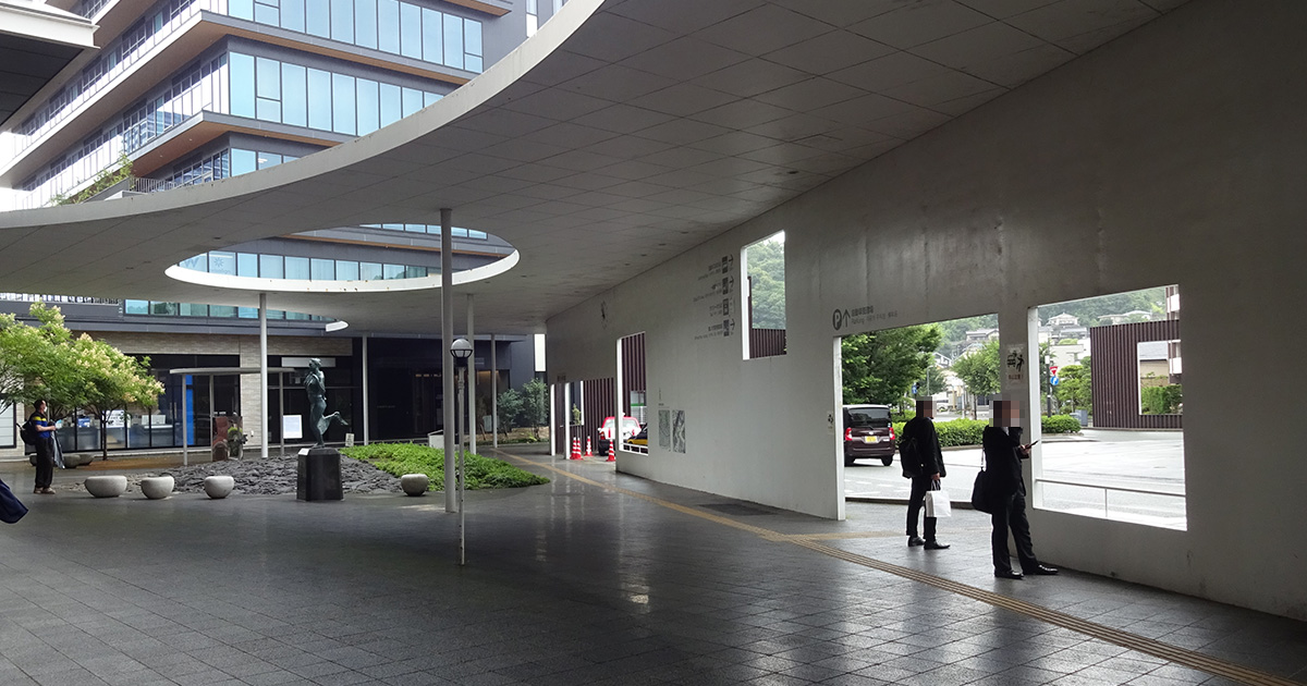 熊本駅新幹線口（西口）駅前広場 | 日本建築めぐり | 建築パース.com